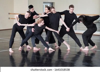 DanceTeacherWeb | Articles - Helping Dancers Remember Choreography